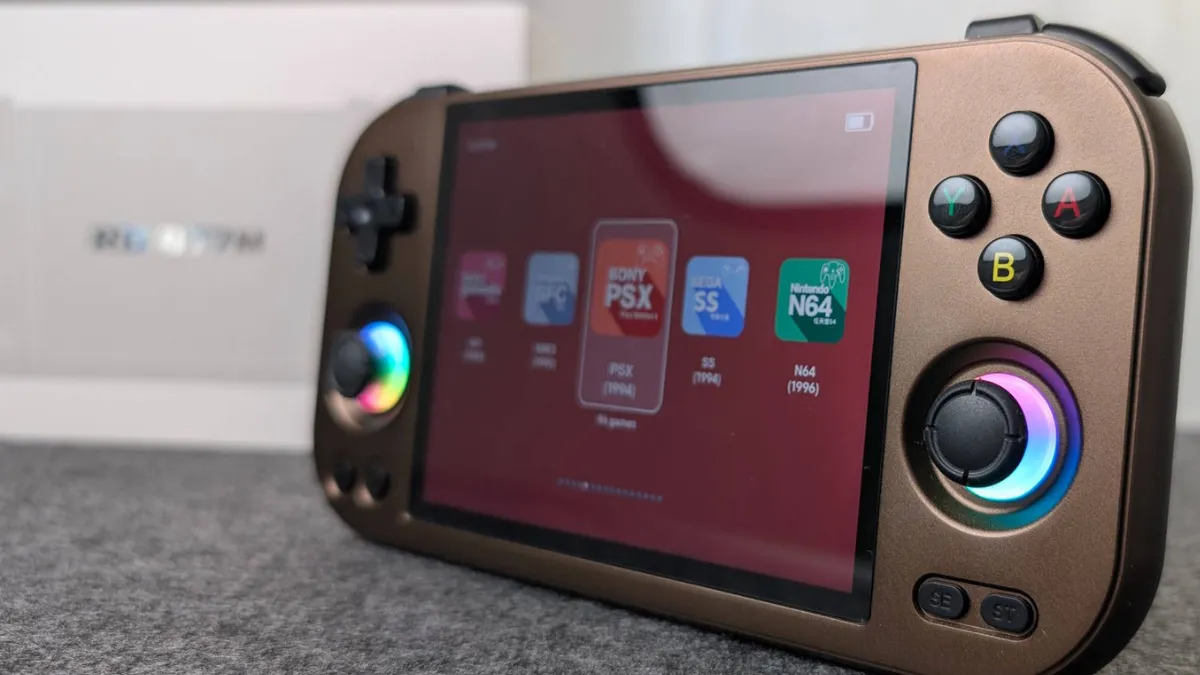 5 Best Handheld Gaming Console Under Rs 5000 (August 2025)